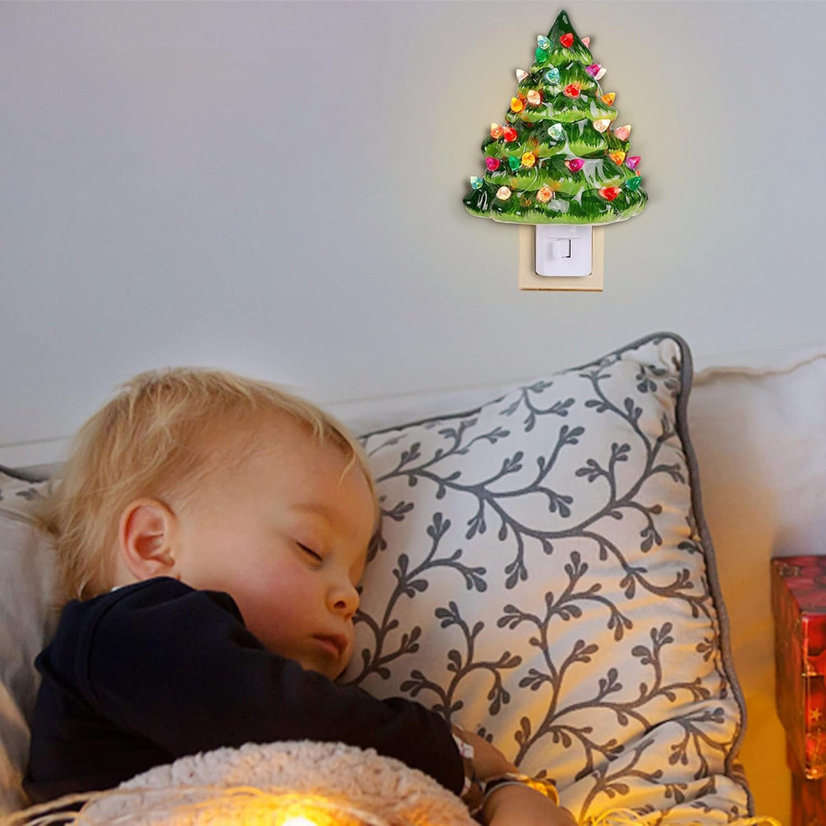 Christmas Tree Night Light – GLIZM